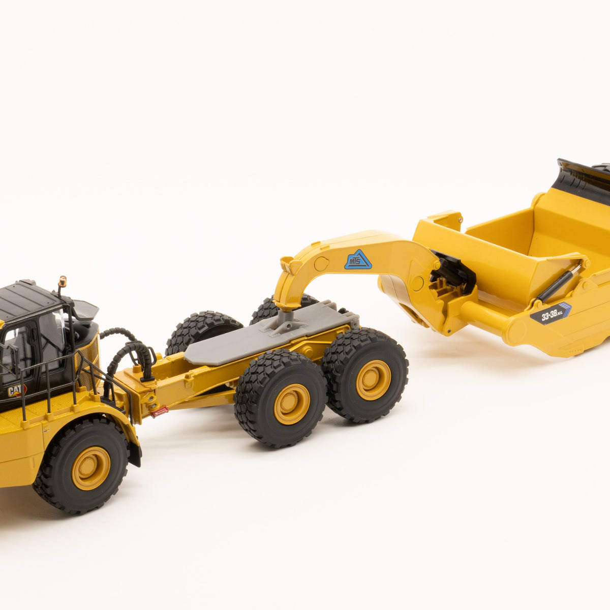 Pre-Order Deposit - 1/50 Scale Cat 745 w/ MTS Pull Scraper – Titan ...