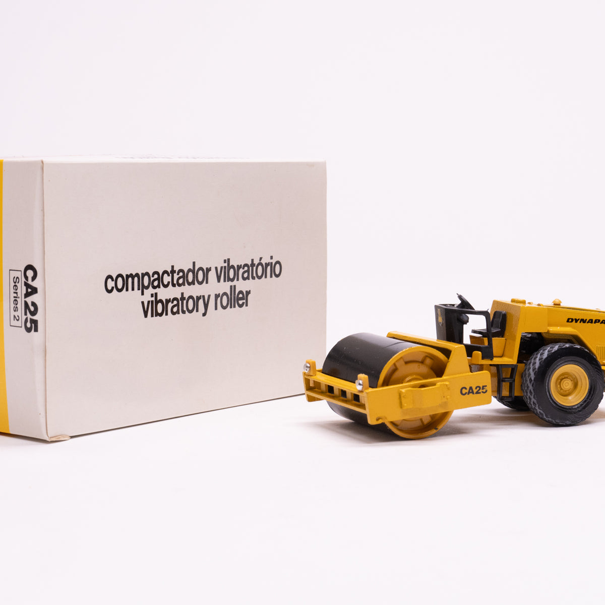 MD-107 Dynapac CA25 Series 2 – Titan Diecast LLC